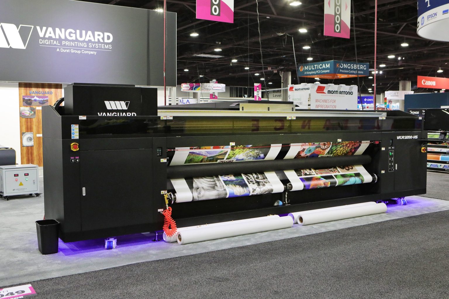Drytac set for expansive solutions showcase at ISA Sign Expo 2024 - DRYTAC